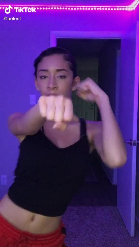 Aelest (@aelest) #black tank top #tank top «Getting back into #dancing ...