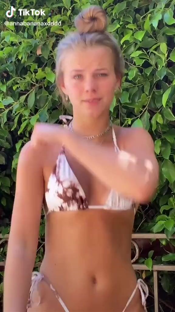 Anna Shumate Annabananaxdddd Bikini This Dance Is So Good Dc