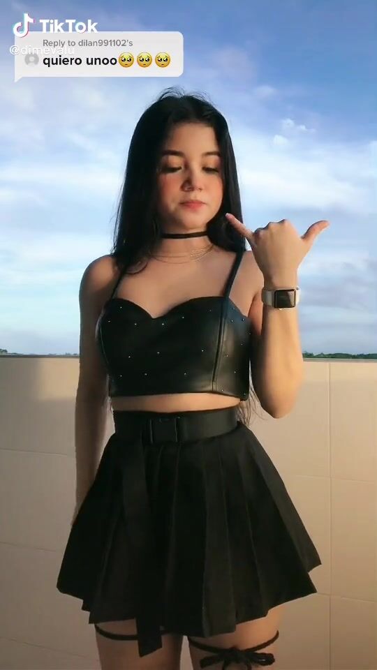 Dimevalu (@dimevalu) #crop top #black crop top #skirt... «Reply to ...